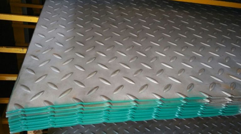 UNP / Kanal U Stainless Steel » SS 201, 304, 316 ASTM A276 Hot Rolled